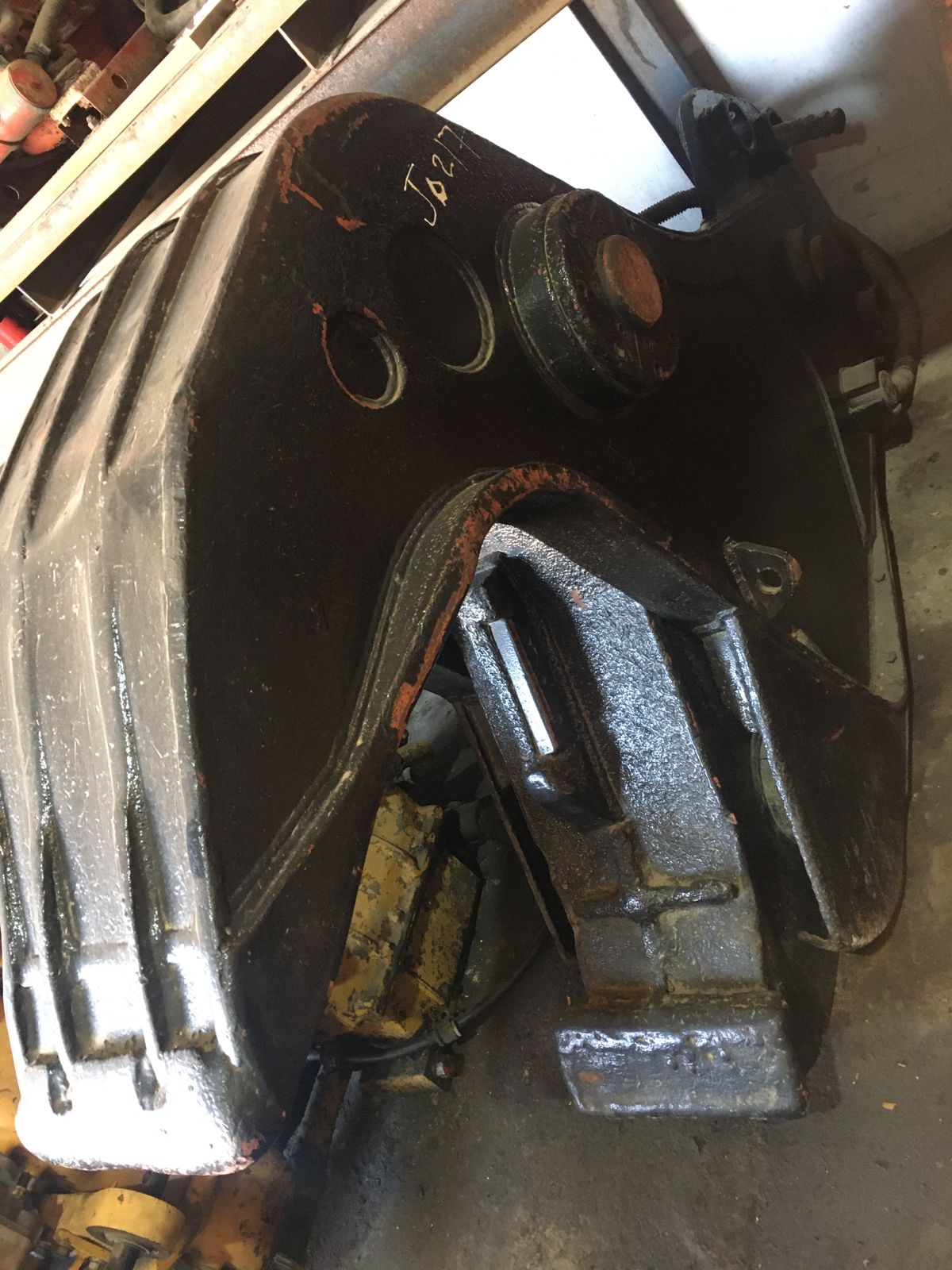 HITACHI CUTTER - Coast Line - Machinery & Equipment Rental