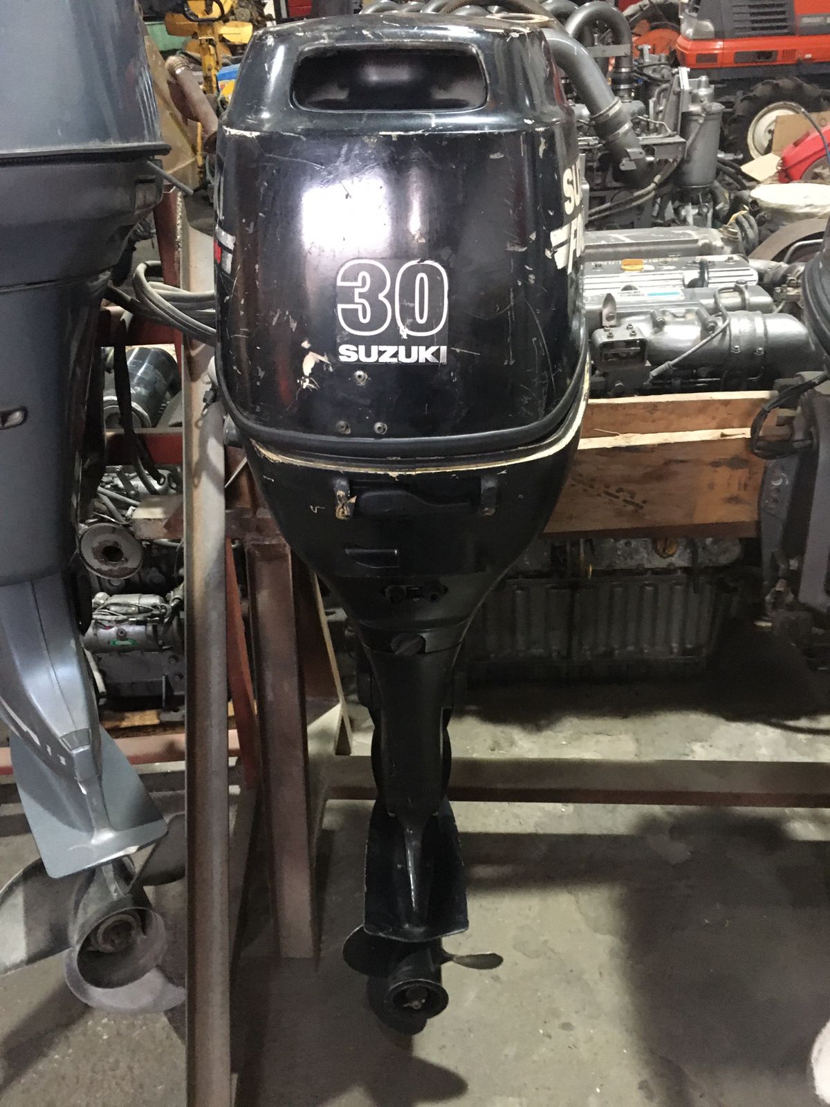 SUZUKI 30 - Coast Line | Used Marine Machinery & Equipment Trading UAE